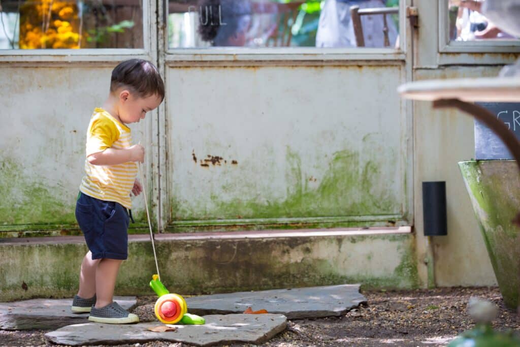 Plantoys "Pull-Along Snail" | 1100Kind